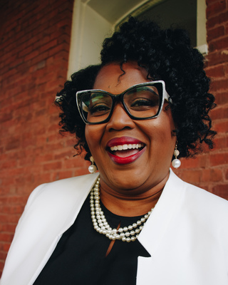 About LaTonya Shelton | Red Jasper Counseling | Nashville, TN 37115
